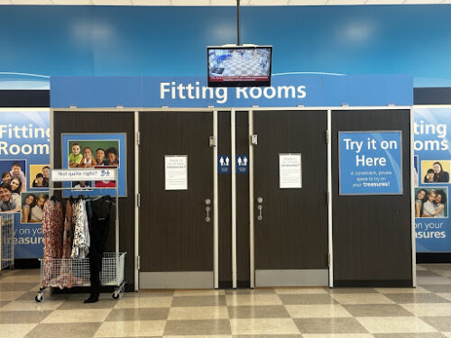 ADA Fitting Room Requirements: Key Factors for ADA-Compliant Rooms