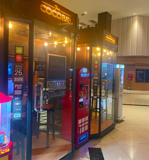 Ideal Glass Closer for Framed Door Office Pod Doors