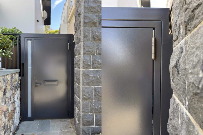 Ultimate Heavy Duty Gate Hinges for Commercial Large Gates